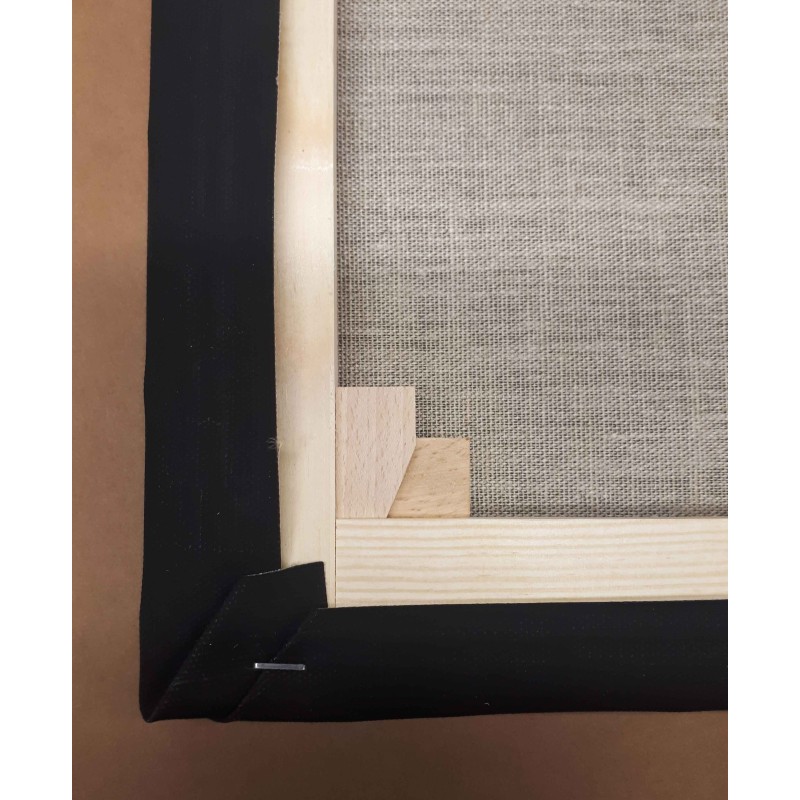 Châssis entoilé lin noir, toile lin noir grain moyen